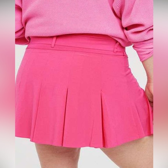 aerie | Shorts | Realme Pleated Belted Skort | Poshmark